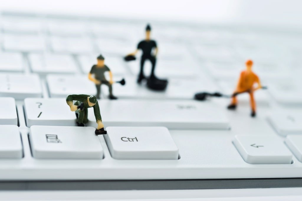 How to Clean Your Keyboard? | Grubby Keyboard? We Can Help!