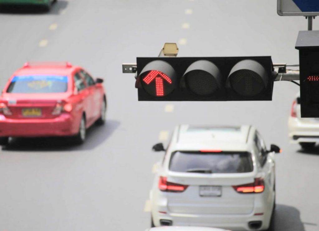 How Do Red Light Cameras Work? • Up To Date Info